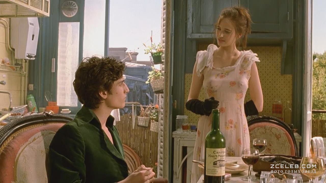 Голая Ева Грин в фильме «Мечтатели», 2003 / ZCELEB