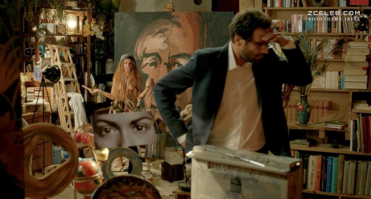 Голая Виктория Абриль в фильме «Случайно беременна», 2016 / ZCELEB