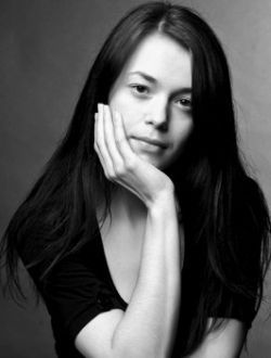 Голая Нина Иванисин фото (4 фотографий высокого качества) / ZCELEB