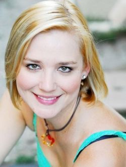 Голая Элли Смит фото (4 фотографий высокого качества) / ZCELEB